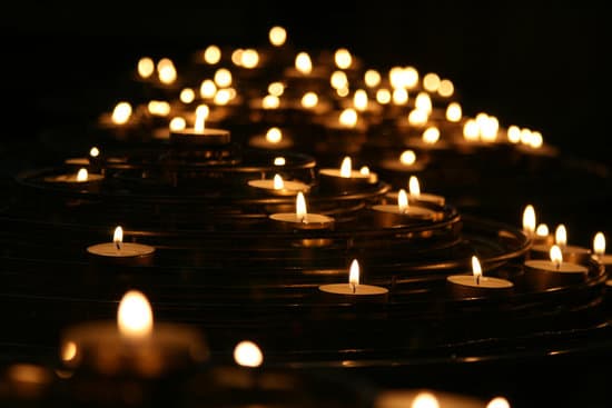 Valentine's Candlelight Hike: February 13th, 2026 | Pringle Nature Center